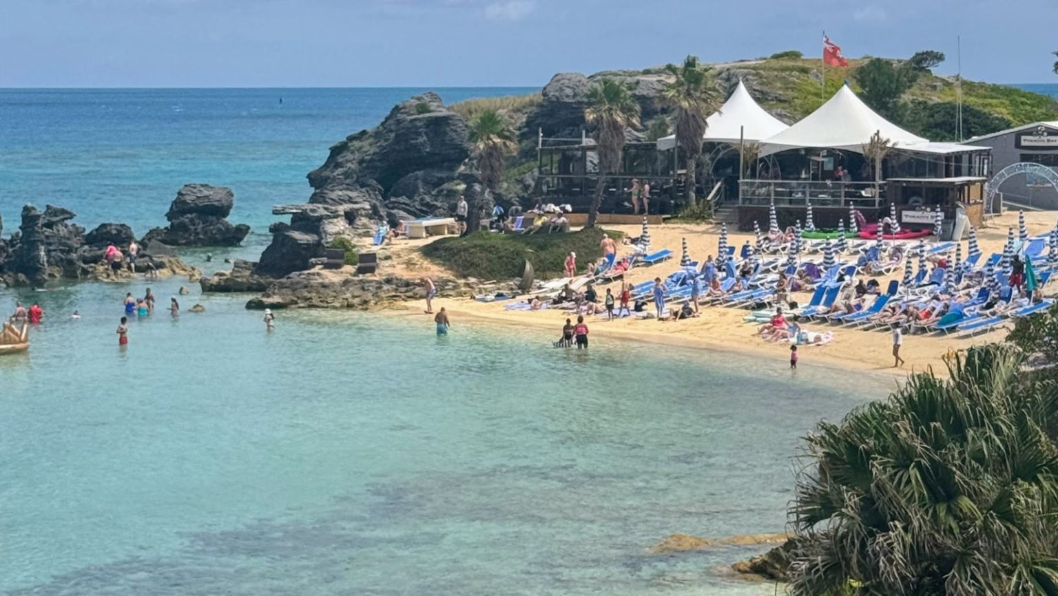 Discover the Best Beaches in Bermuda! - Family Travels on a Budget